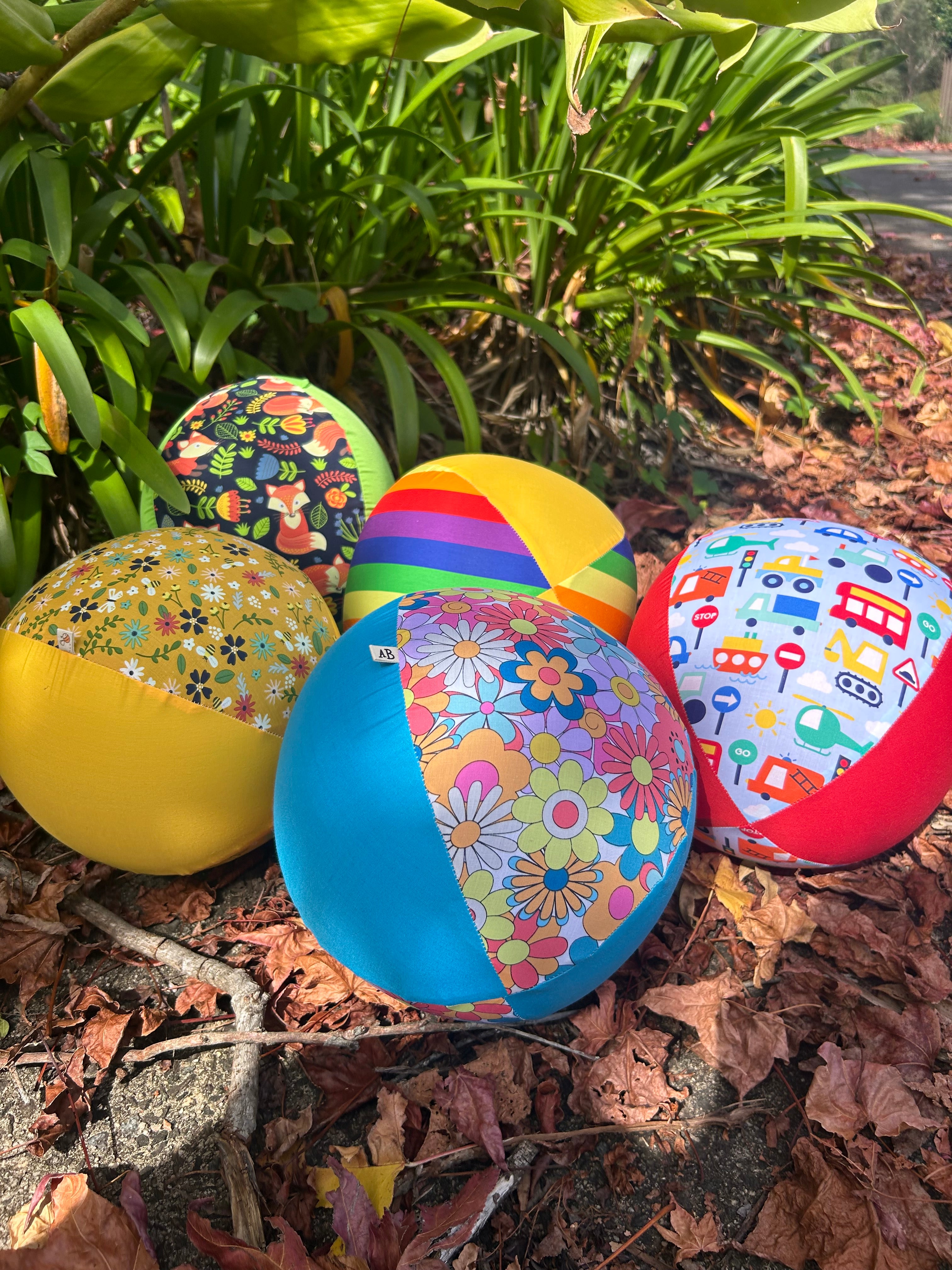 Balloon Balls (various colours) – ArchieBee